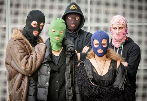 Pussy Riot Kapela Která Naštvala Zemana I Putina
