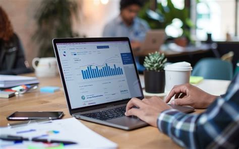 6 Comprehensive Ways To Build A C Suite Team Aligned With Corporate