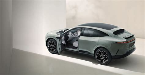 Avatr 11 Is Officially The First Car With Huawei Inside Arenaev