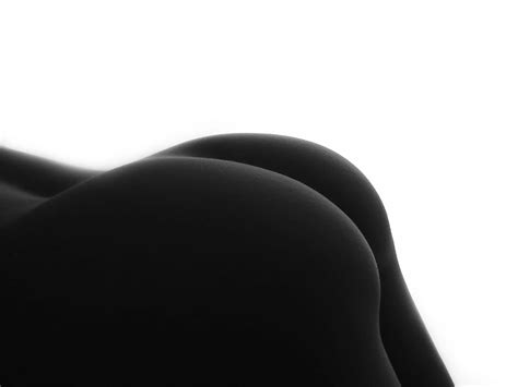 In Light Nudes NAKEDPICTURES ORG