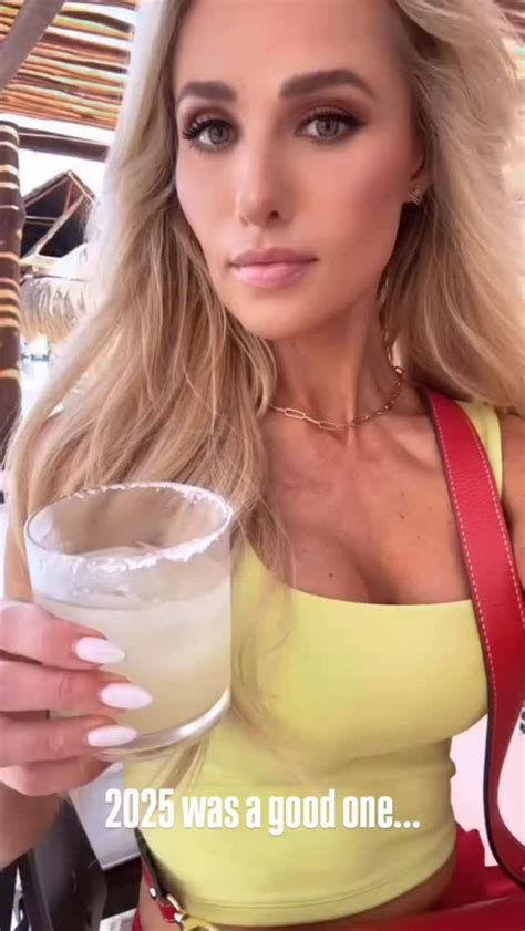 Tomi Lahren Bikini Pictures