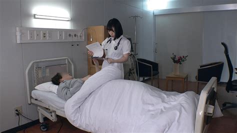 夜勤中の現役看護師をガチ口説き！一晩中ヤリまくり生ハメsex！朝になったら夜勤明けにおかわり顔射sex！！ アダルト動画 ソクミル