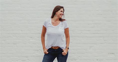 How To Dress Up A White T Shirt Simple Style Guide Tips