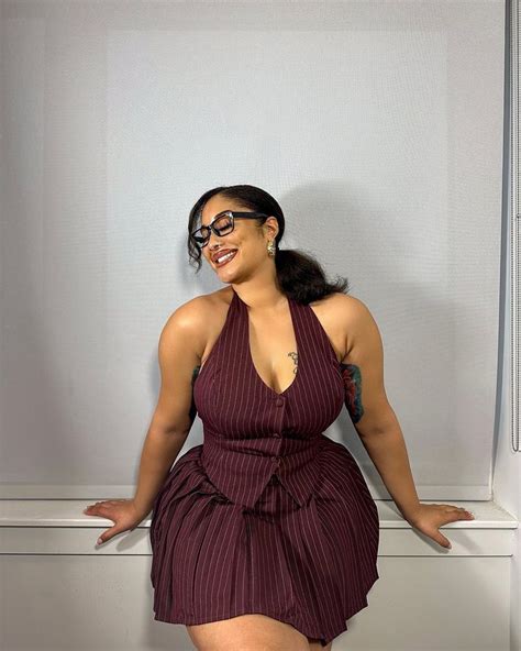 Curvy Body Female