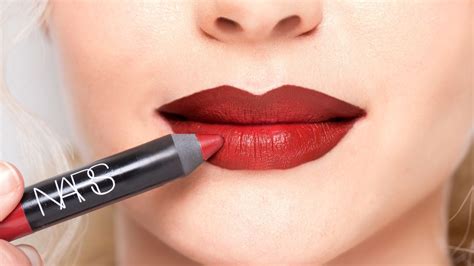I Tried Marilyn Monroe S Crazy Lip Contouring Trick Artofit
