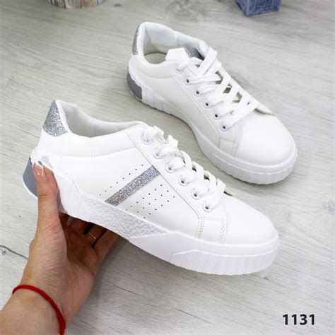 Кросівки — ціна 580 грн у каталозі Кросівки Купити жіночі речі за доступною ціною на Шафі