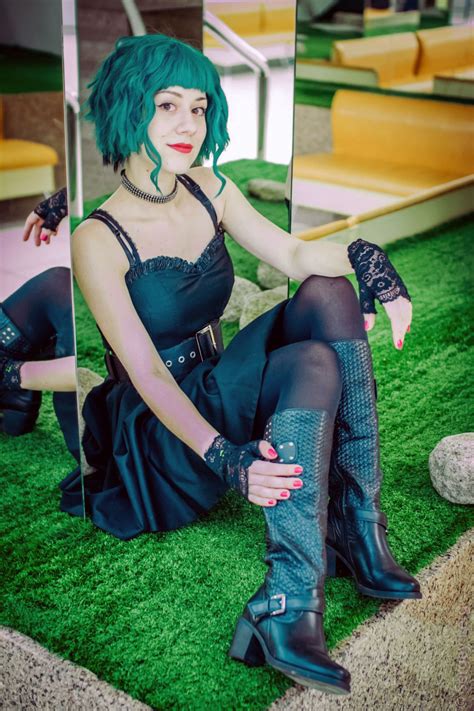 Ramona Flowers Green Hair Outfit