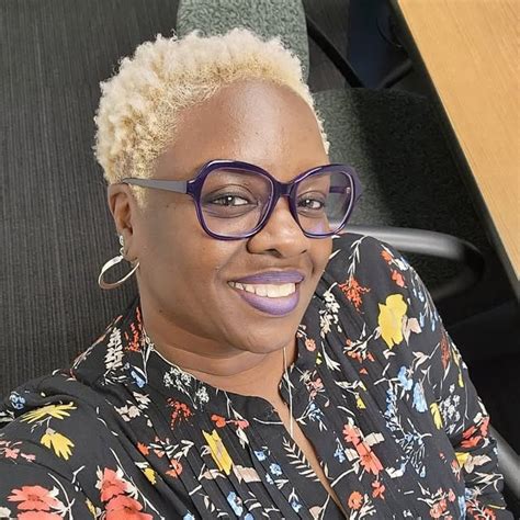 Jenise Jenise Threads Say More