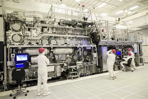 Intel Completes Assembly Of Worlds Most Advanced Euv Lithography System Siliconangle
