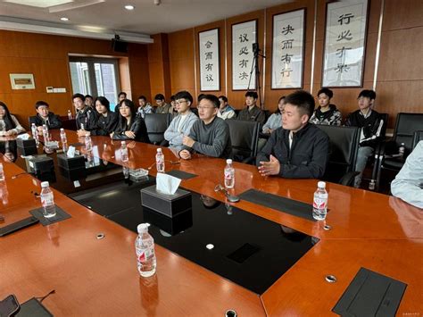 土建学院赴武汉凌云建筑装饰工程有限公司开展访企拓岗活动 武汉轻工大学