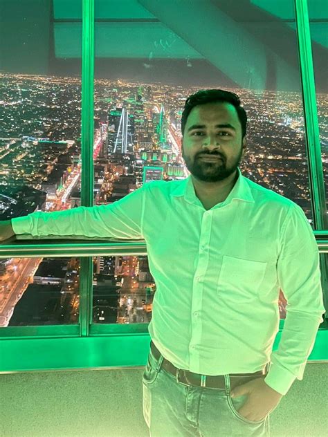 Sachin Gupta On Linkedin Sky Has No Limits 🏙️ 100th Floor ️ Sky