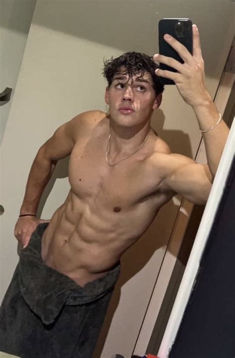 Noah Beck On Tumblr
