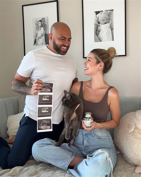 Siesta Keys Madisson Hausburg Pregnant After 2021 Stillbirth Us Weekly