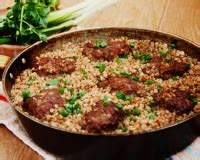 Гречневая каша с черникой и орехами - рецепт с фото