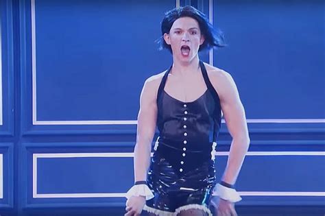 Uau Tom Holland Dança ‘cantando Na Chuva E Rihanna No ‘lip Sync Battle