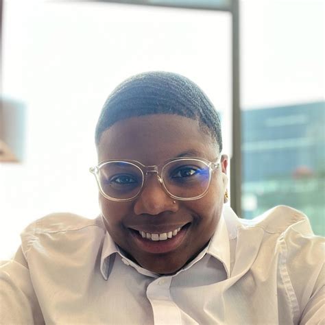 Oluwaremi Olarewaju Linkedin