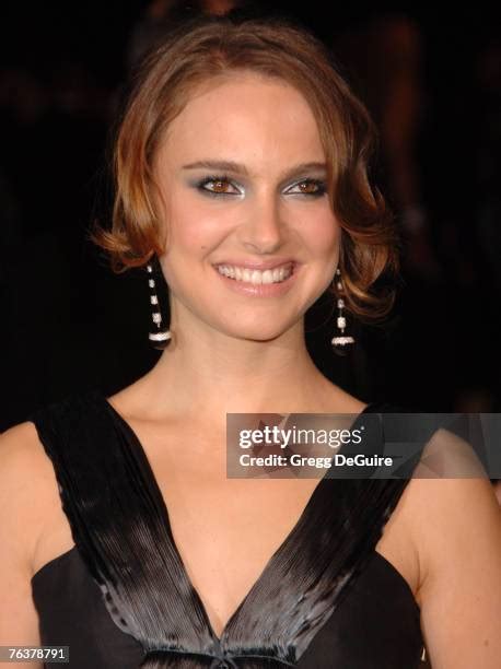Natalie Portman Bangs Photos And Premium High Res Pictures Getty Images
