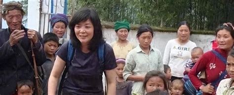 63歲陳玉蓮含淚公開孩子的身份！未婚育有3子，周潤發終於被撕開 頭條匯