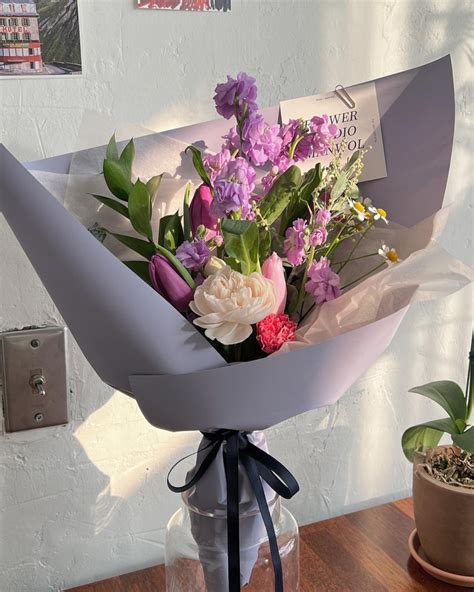 만월 연보라 믹스 꽃다발 졸업식 꽃다발 축하 꽃다발 선물 이벤트 부모님 첫인사 상견례 선물 집들이 선물 임신 축하 선물 친구 선물 기념일 추천 중랑꽃집 중화동꽃집 면목동