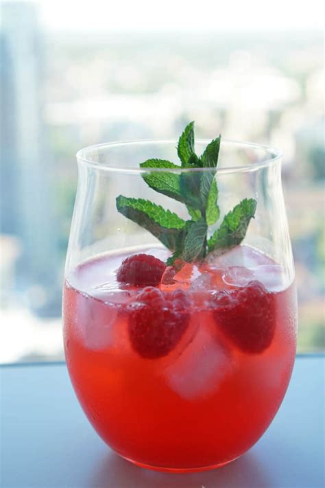 Raspberry Gin Fizz A Food Lovers Kitchen