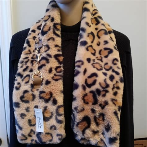 Accessories Seller Special Leopard Print Faux Fur Scarf With Gold