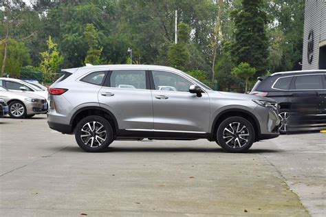 哈弗H6第三代 1 5T 两驱Max正侧车头向右水平图片 汽车图片大全 易车
