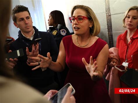 Former Us Senator Kyrsten Sinema Admits To Having Affair With Former