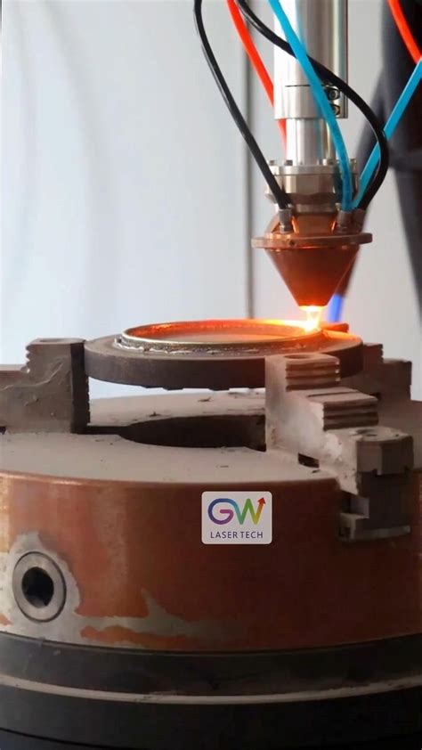 Metal Deposition With Laser Cladding