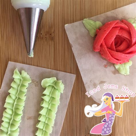 Small Leaf Piping Tip No 66 Iced Jems