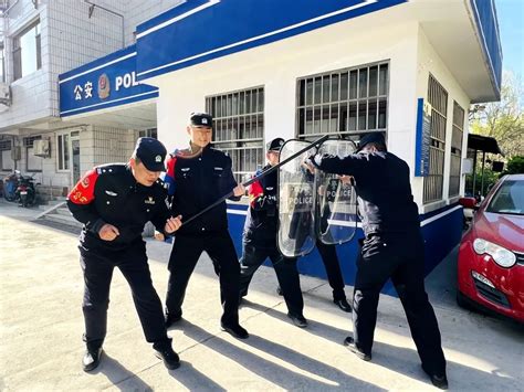 【局长训练日】历下分局体能技能练兵—强基篇澎湃号·政务澎湃新闻 The Paper