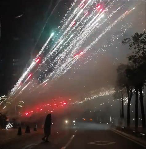 全国多地放开网红加特林价格暴涨十倍 花炮之乡卖断货 新闻频道 和讯网