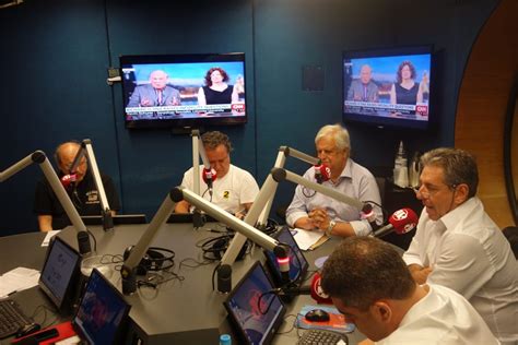 Assista Ao Debate Entre Os Candidatos à Presidência Do Santos Futebol