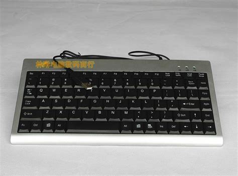 超薄静音迷你数控88键usb小键盘 笔记本电脑ps2圆头有线键盘 Yggirl138