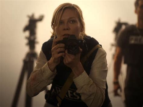 Kirsten Dunst Regresa En Película Civil War Aquí El Impactante Tráiler