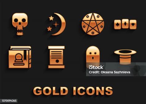 법령 종이 양피지 스크롤 카드 놀이 마술사 모자 유령 고대 마법책 펜타그램 서클 두개골과 달과 별 아이콘을 설정합니다 벡터 검은