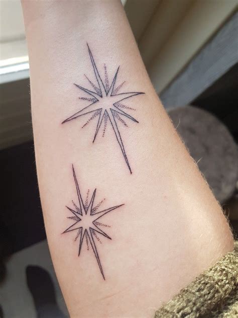 North Star Tattoo Knee Design Meaning Placement And Style Guide