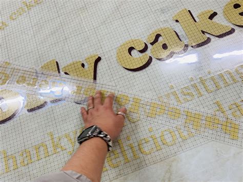 가게스티커 창문 유리 시트컷팅 시트지 오픈크로즈 광고 홍보 유리창 카페 맛집 인테리어 케이크