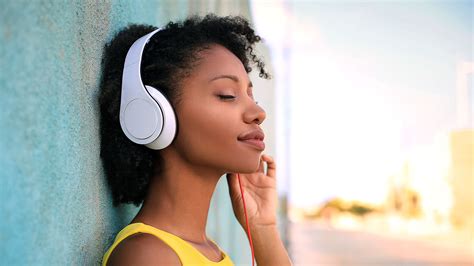 Listening To Music With Beats