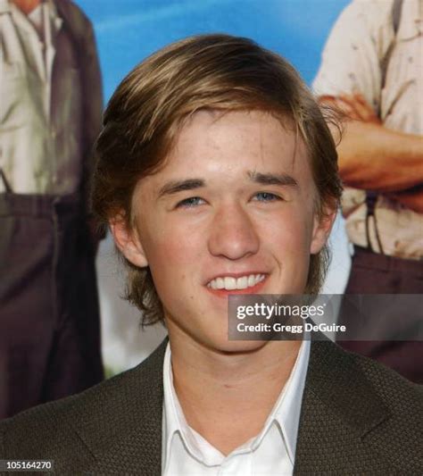 255 Haley Joel Osment 2003 Photos And High Res Pictures Getty Images