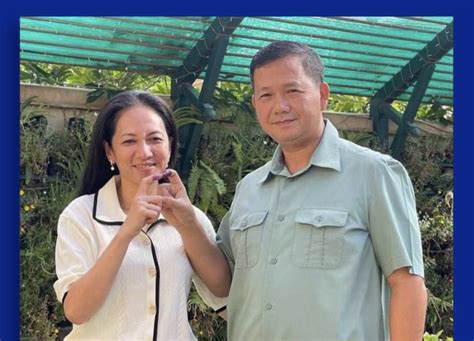 លោកបណ្ឌិត ហ៊ុន ម៉ាណែត និងភរិយា បានបោះឆ្នោតរួចហើយ សារព័ត៌មាន នគរវត្ត