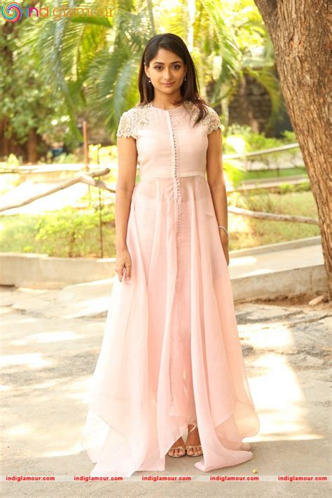 Sandhya Raju Actress Photo Image Pics And Stills 416073