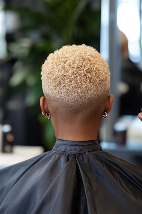 33 Stunning Short Hairstyles For Every Black Women Needs To Try In 202