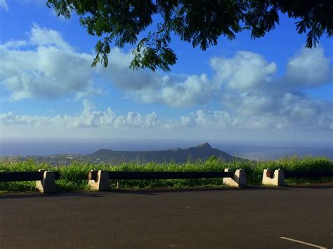 Aloha From Hawaii Puʻu ʻualakaʻa State Wayside Park