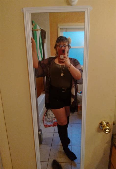 Green Cami Shear Alice In Wonderland Shawl And Knee High Socks Green