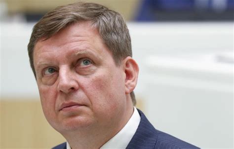 Заместитель председателя Комитета Совета Федерации РФ по бюджету и ...