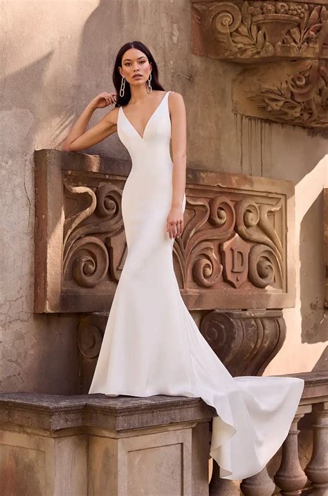 Paloma Blanca P5181 Wedding Dress Bridal Reflections