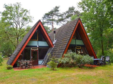 Домик шалаш для дачи 61 фото красивые картинки и Hd фото