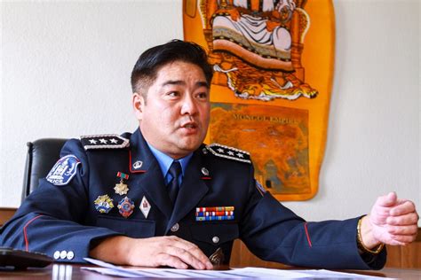 Цагдаагийн байгууллагын үйл ажиллагаанд тусалснаар гэмт хэрэг 21 хувиар бууржээ Eguur Mn