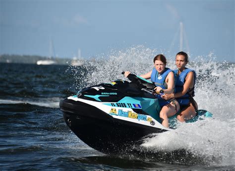 Miami Det Mest Populære Jetski Firma Blandt Berømtheder Fdm Travel
