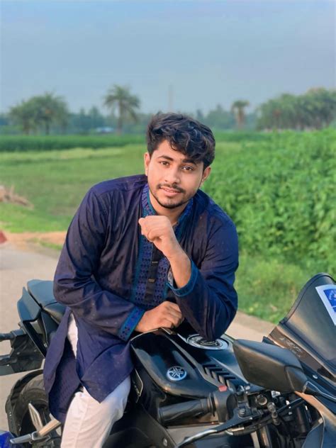 তুমি আমার শেষ নিশ্বাস হয়ে থেকো মা 🌸 মহাখালী ক্যা ন্সা র হাসপাতাল ১০ ০৮ ২০২৫ ছবি এর ছেলেটার